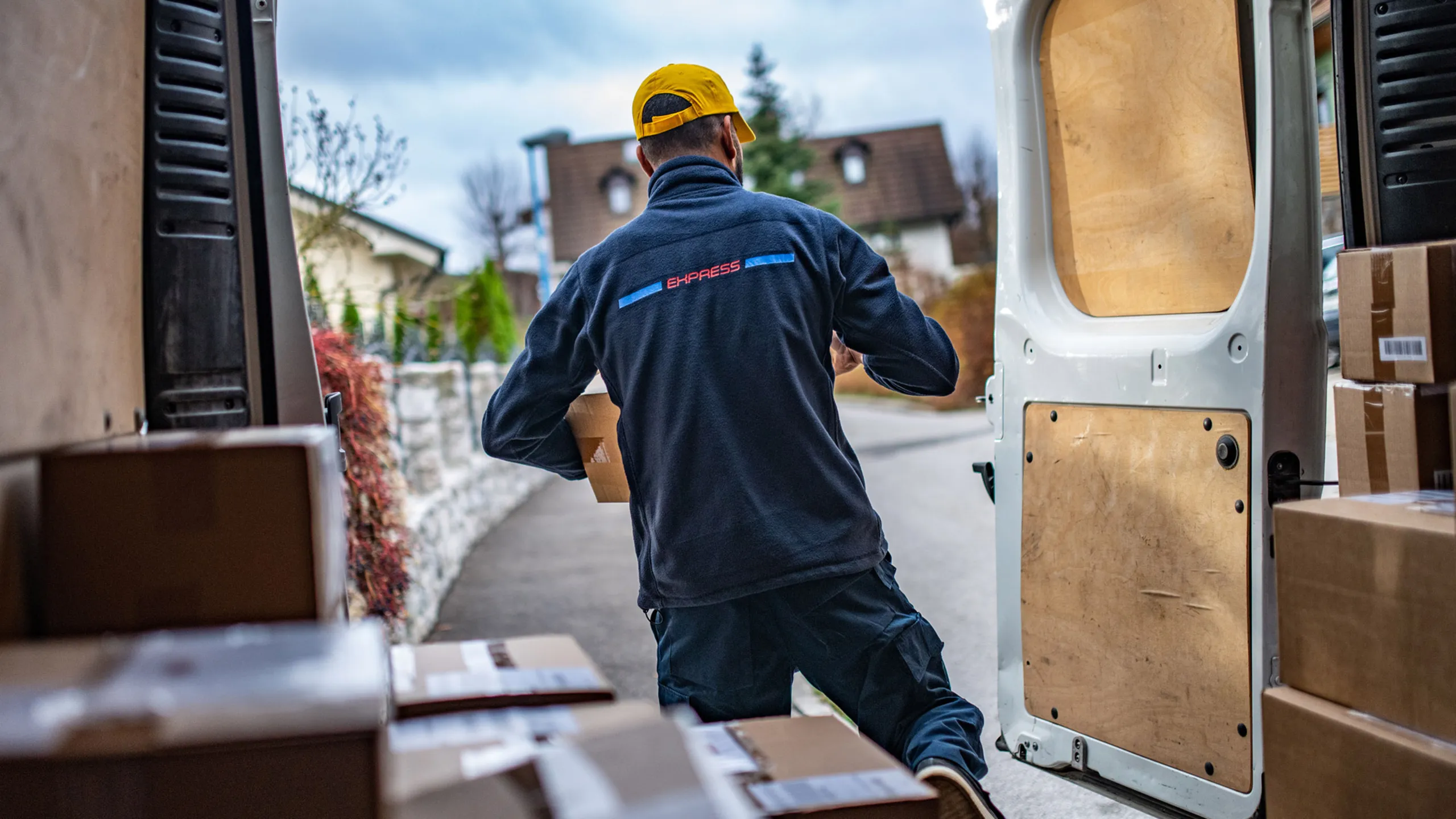 Solutions | Overview (EN) | PTV Logistics